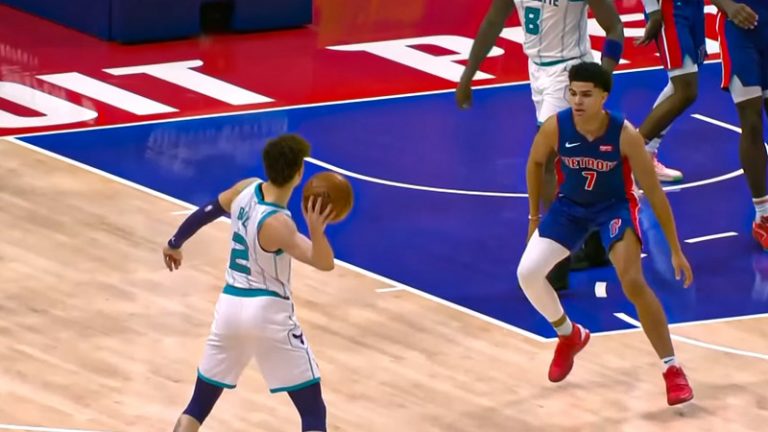 Types of Basketball Pass: Learn About 15 Different Pass - Metro League