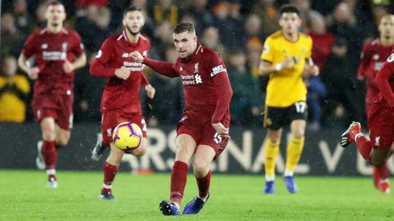 A Guide on the Types of Soccer Passes - Metro League