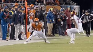 Mastering Football Hook Routes: A Comprehensive Guide - Metro League