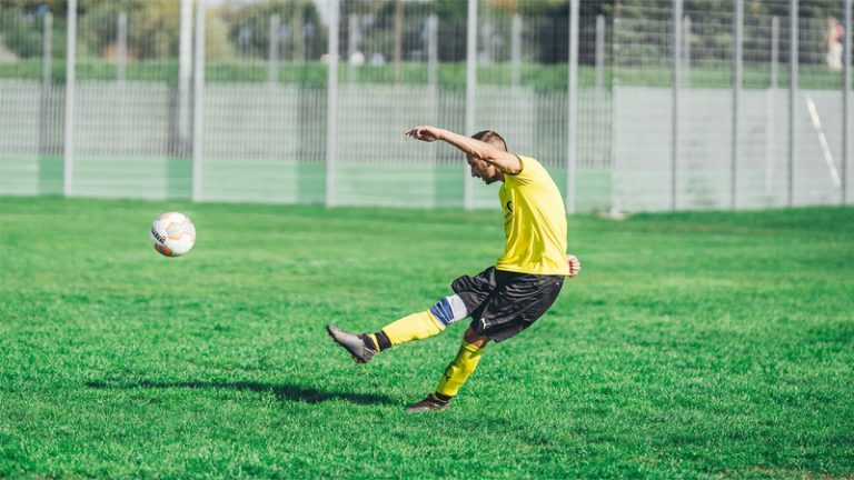 A Guide on the Types of Soccer Passes - Metro League