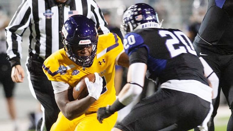 Exploring the Football Pro Set Formation: Balance, Versatility, and ...