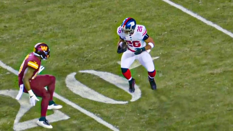 Unleashing Speed and Strategy: Demystifying Football Streak Routes ...