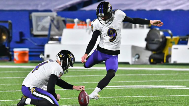 Football Crucial Role: American Football Holder Position - Metro League