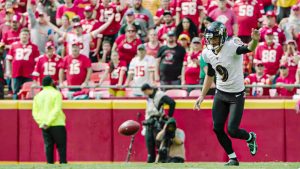 Football Drop Kick: A Comprehensive Guide for American Football Lovers ...