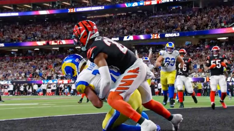 A Beginner's Guide: American Football Basics - Metro League