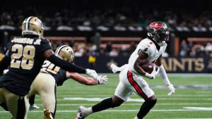 A Deep Dive into Gridiron: Football Running Plays - Metro League