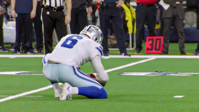 Football Crucial Role: American Football Holder Position - Metro League