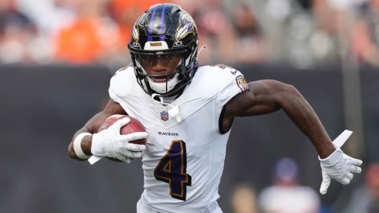 Versatile Playmakers: American Halfback Football Position - Metro League