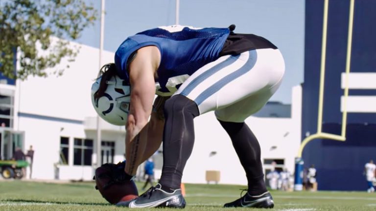 Beyond the Snap: What is a Center in Football? - Metro League